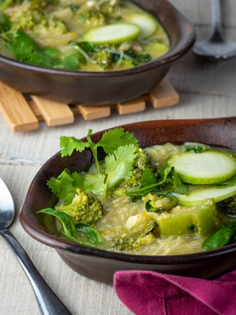 Bone Broth and Coconut Thai Green Chicken Curry - Real Food RN