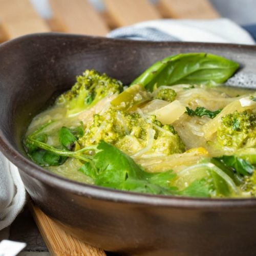Bone Broth and Coconut Thai Green Chicken Curry - Real Food RN